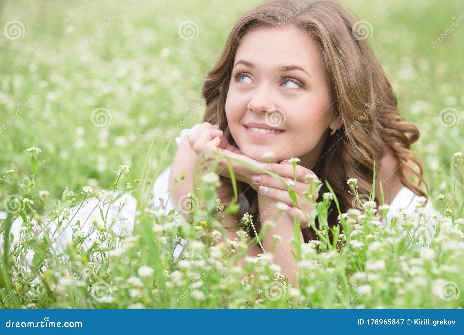 Beautiful Young Girl Lying On The Grass Stock Image Image Of