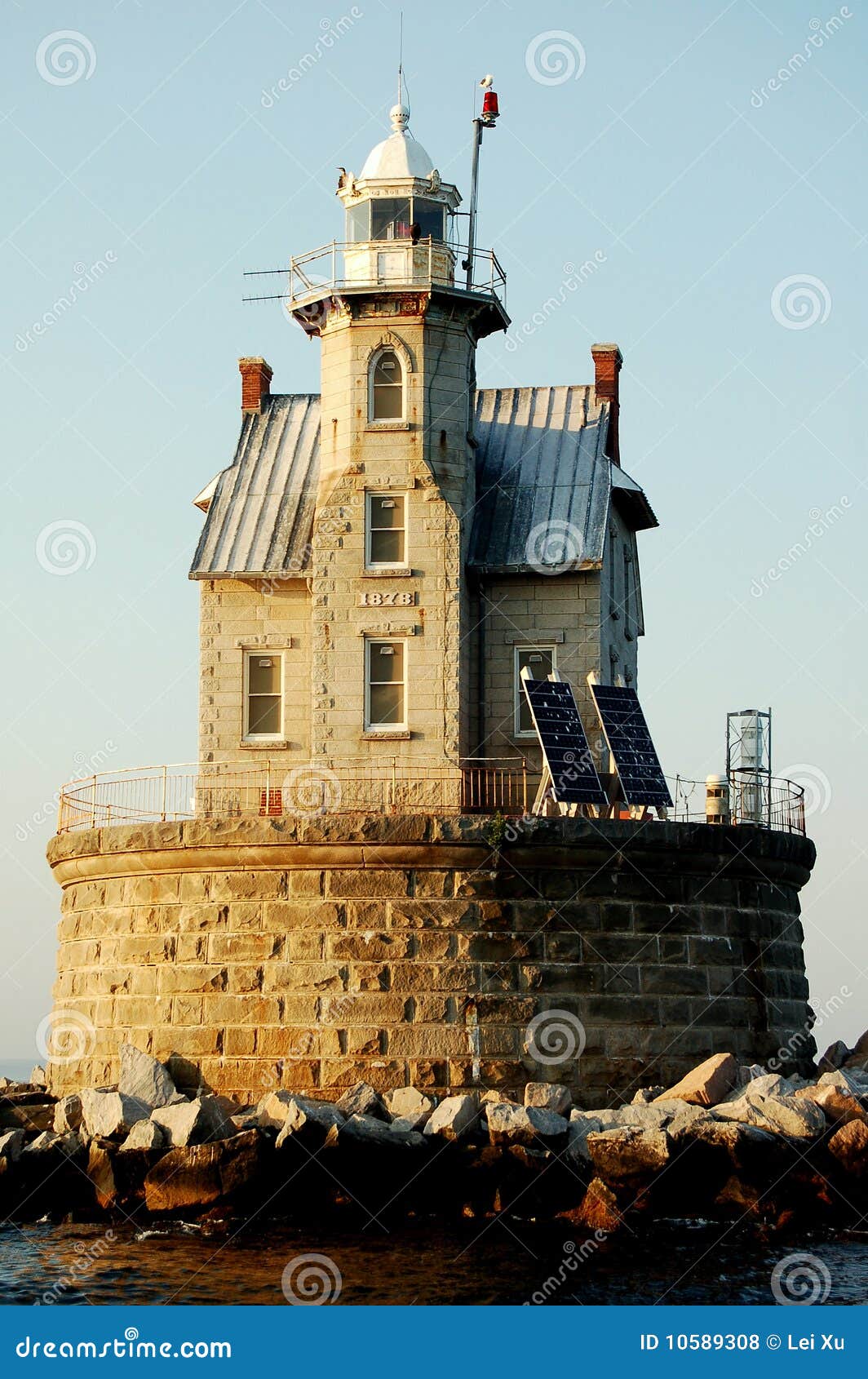 Lighthouse On Race Rocks Island Strait Of Juan De Fuca Vancouver Island ...