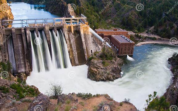 Long Lake Dam stock photo. Image of renewable, building - 10890440