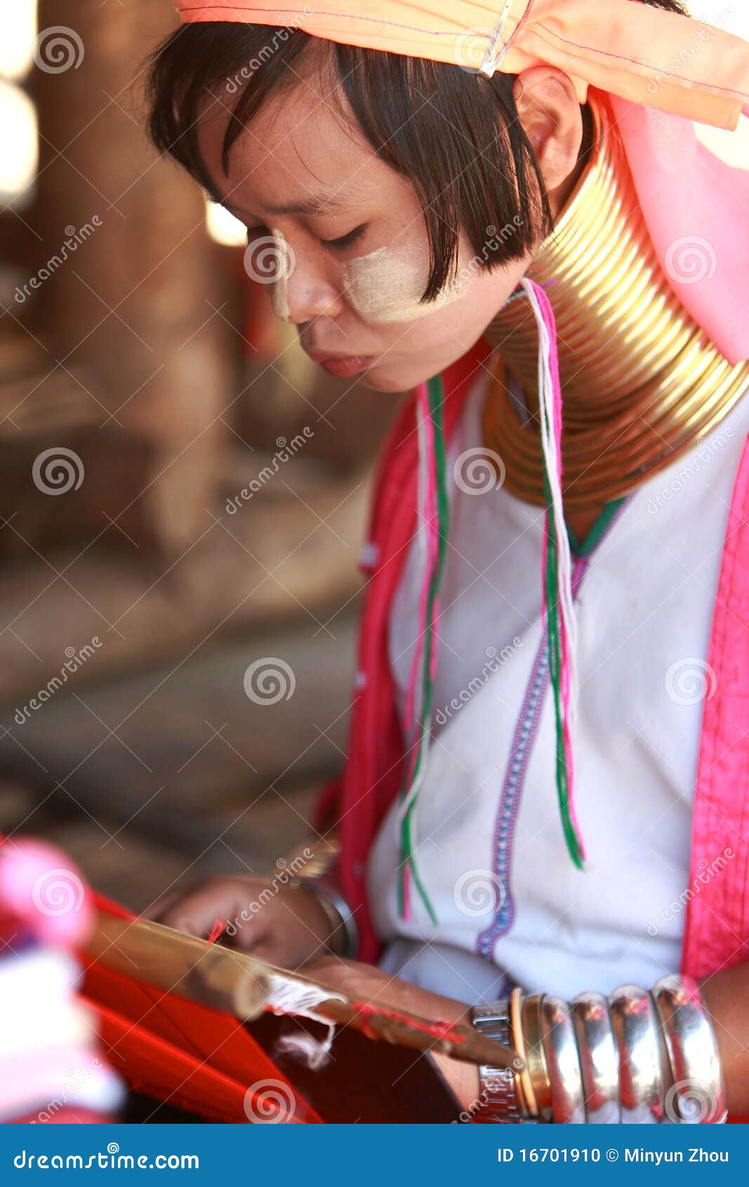 Long Neck Tribe, Thailand editorial image. Image of longneck - 16701910