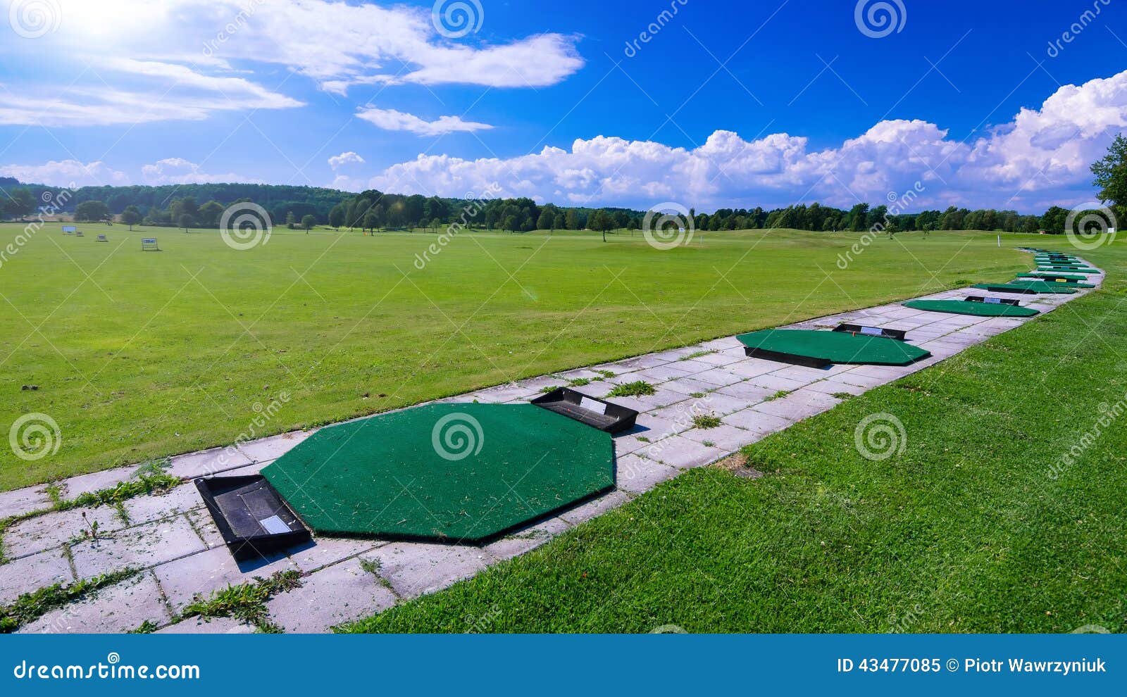 Long Range Training Golf Course Stock Image - Image of hole, golf: 43477085