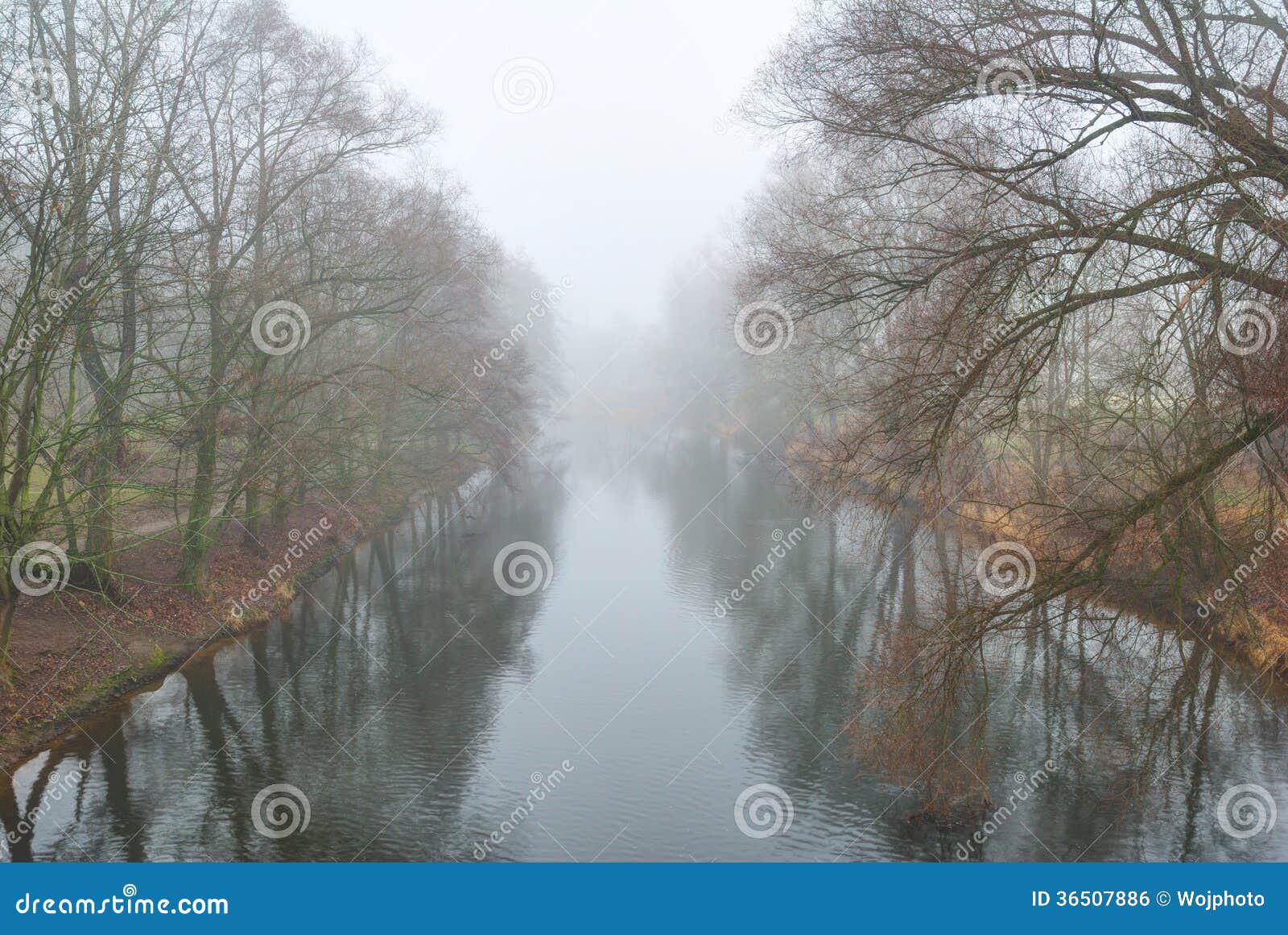 Long River Disappearing in Fog Stock Photo - Image of fade, grey: 36507886