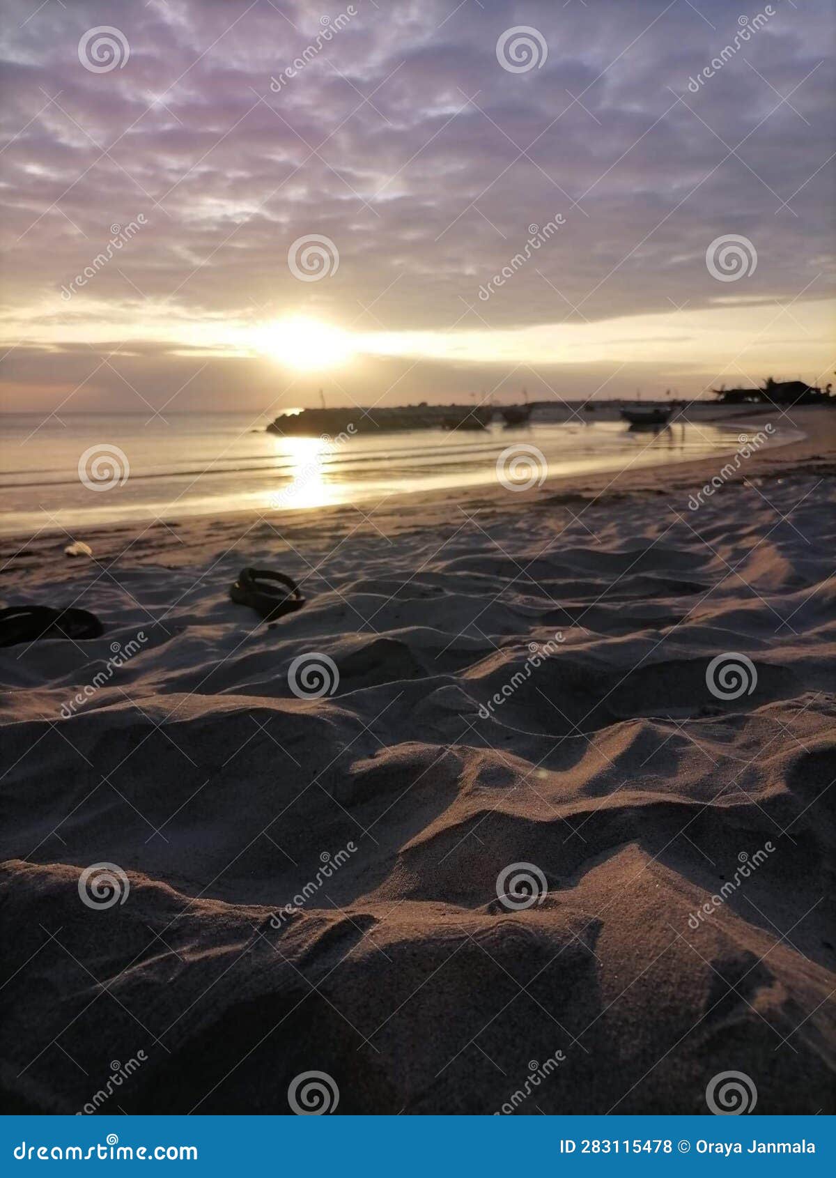 Long Sea, Cool, Bright Atmosphere Stock Photo - Image of bright ...