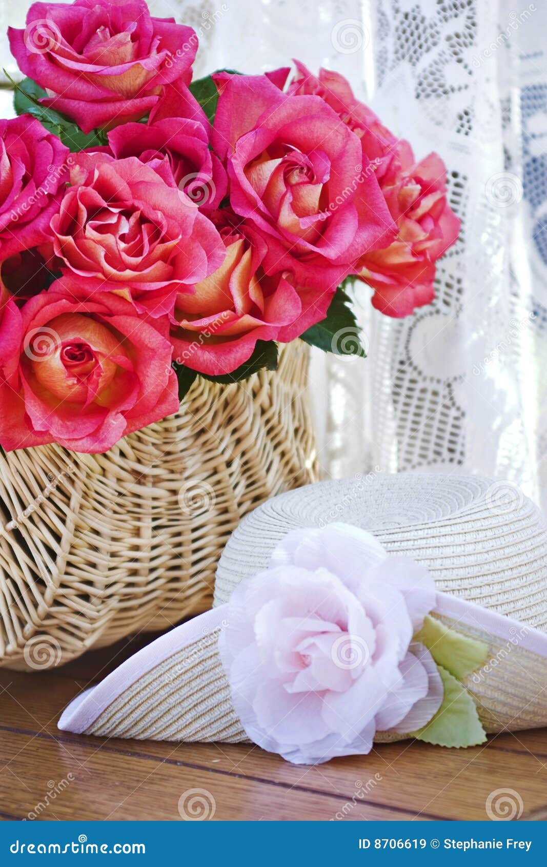 Long Stem Roses and a Sun Hat Stock Image - Image of flora, bonnet: 8706619