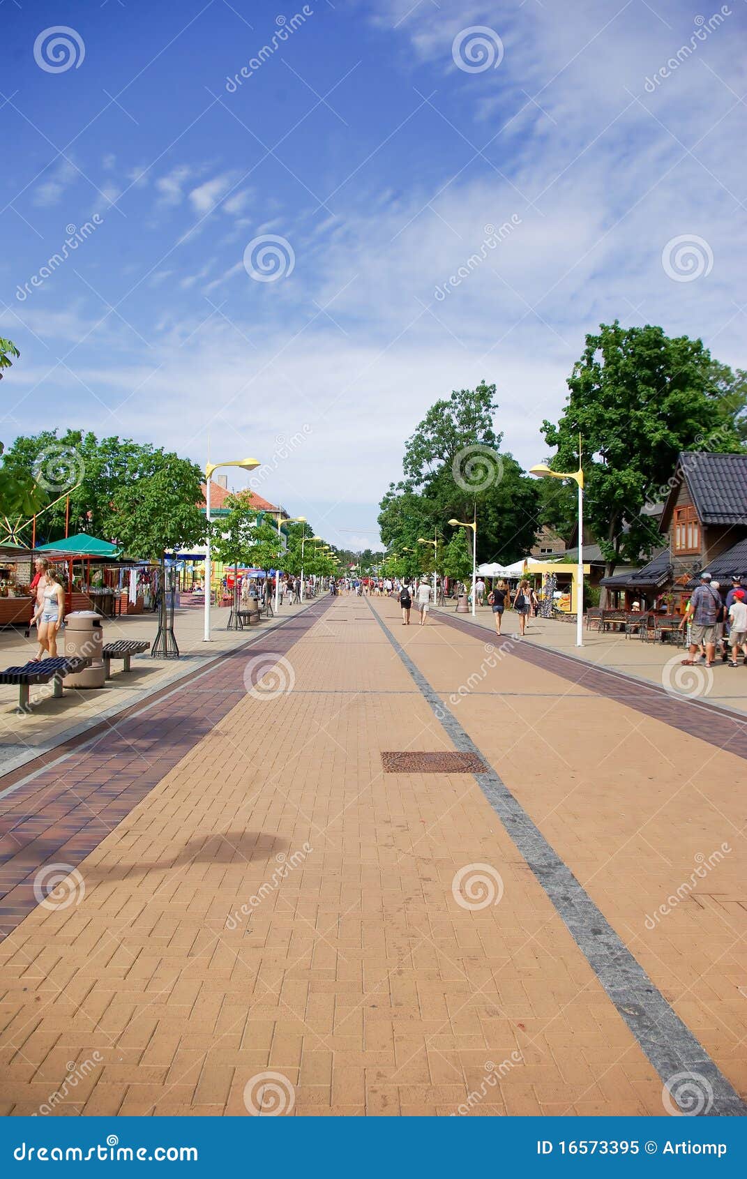 Long Street stock image. Image of city, traffic, turning - 16573395