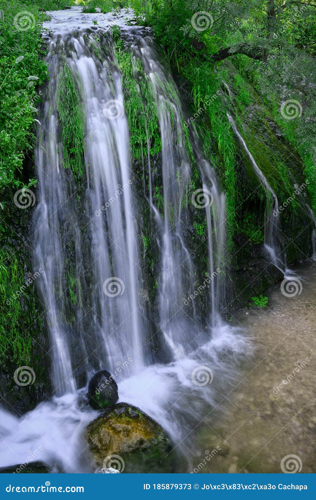 Long Waterfall Waterfall in Long Exposure Stock Image - Image of moving ...