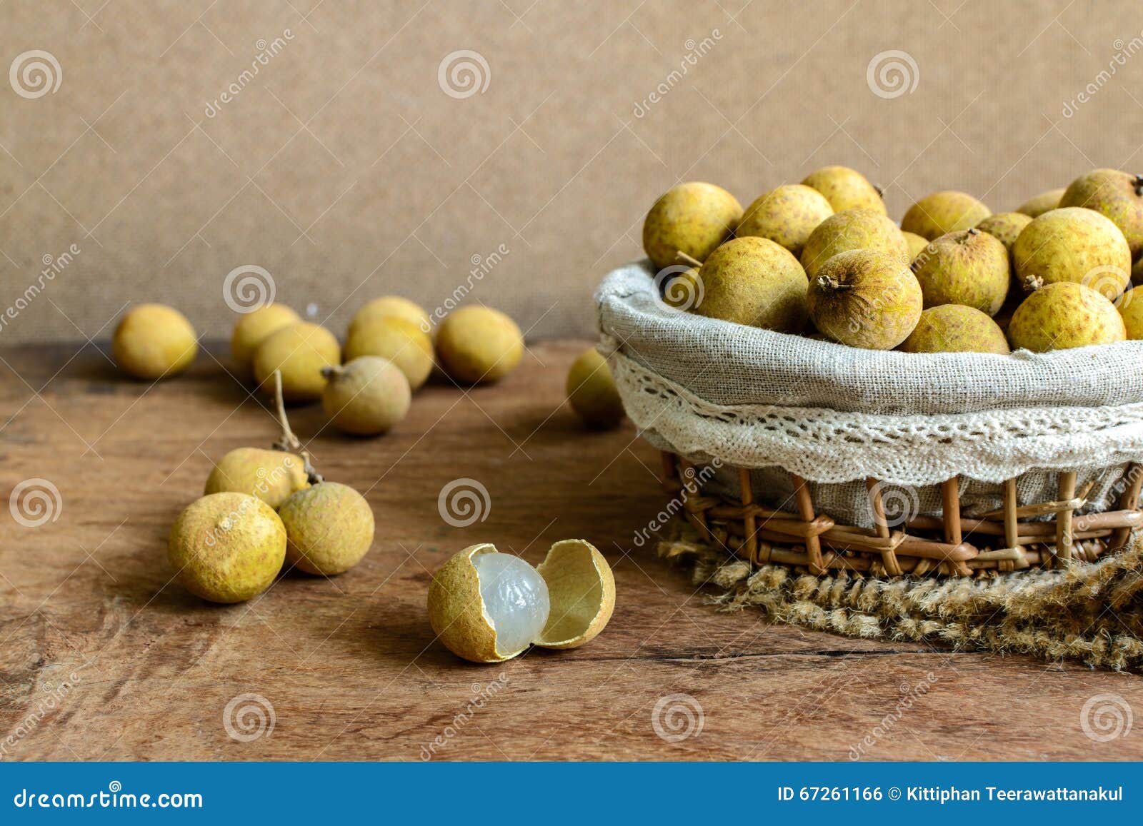 Longan. Dimocarpus Longan. Branch Longan Fruit Whole Fruits And In A ...