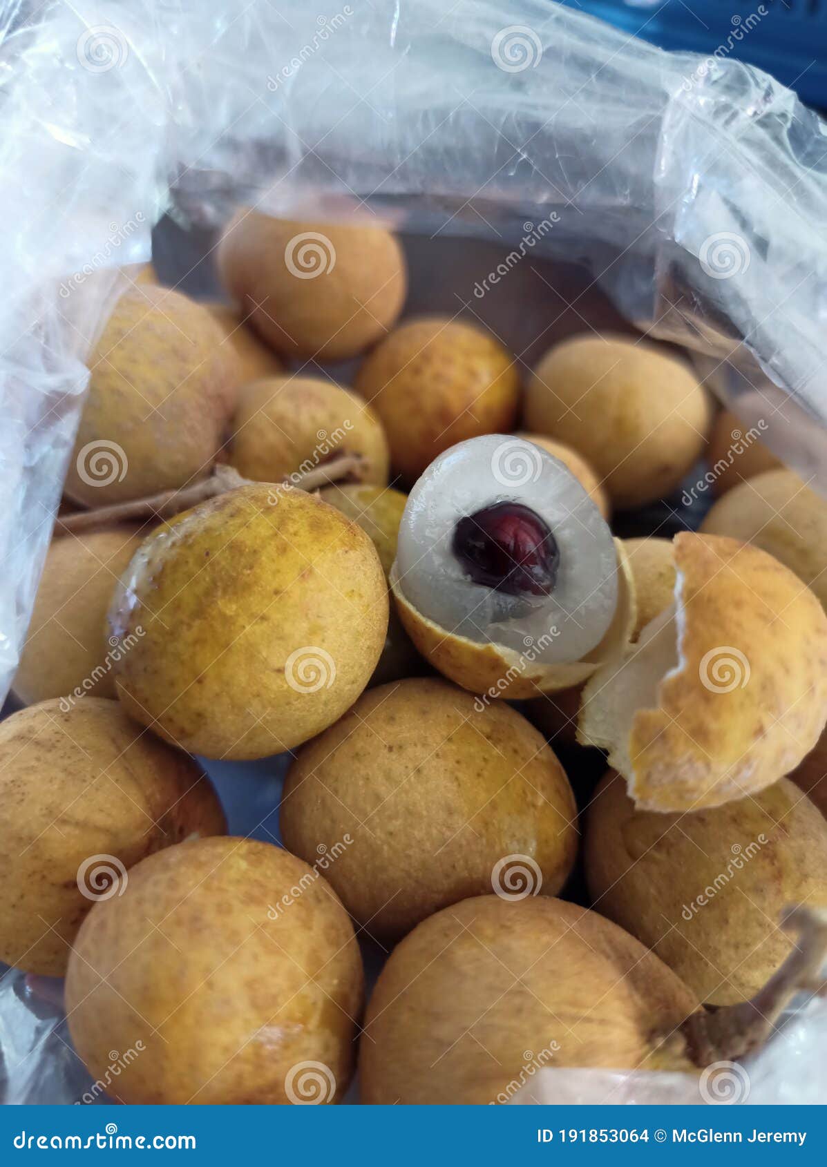 This is Longan Fruit, it is Round and Very Sweet Stock Photo - Image of ...