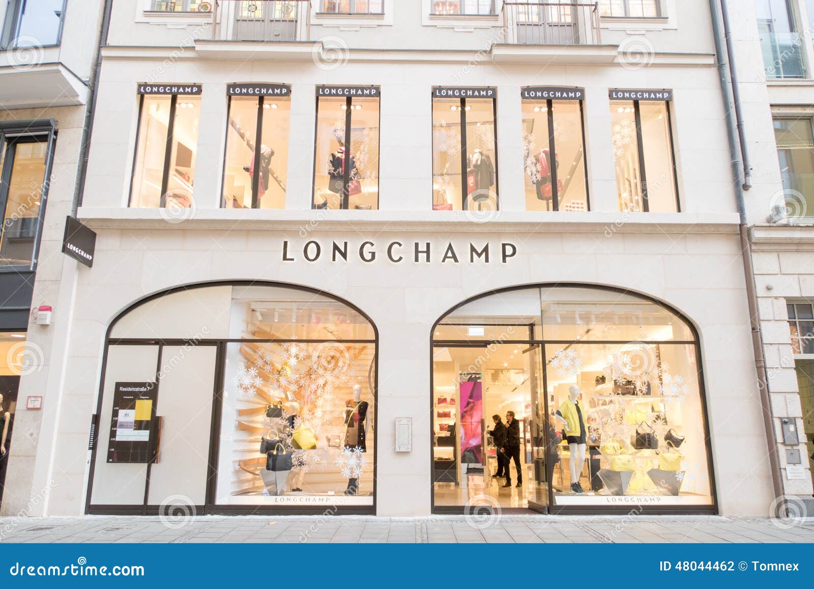 Longchamp editorial photography. Image of shop, longchamp - 48044462