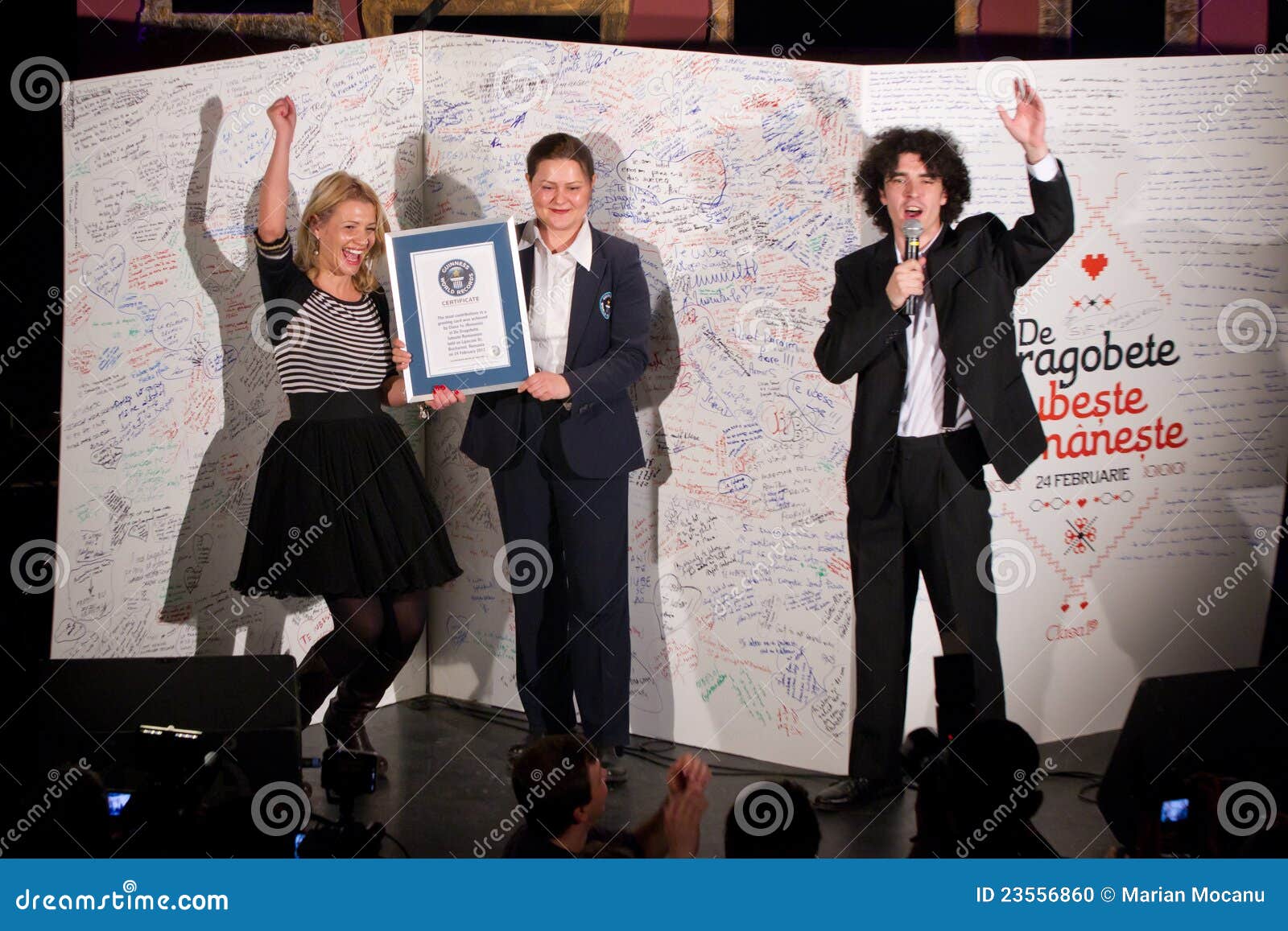 Longest Love Letter World Record Editorial Image - Image of lipscani ...