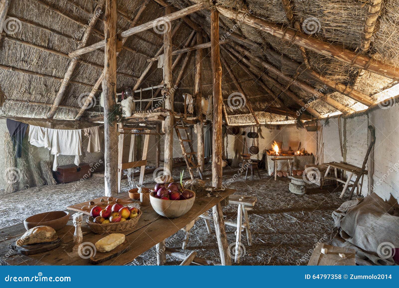 Longhouse стоковое фото. изображение насчитывающей орнаменты - 64797358