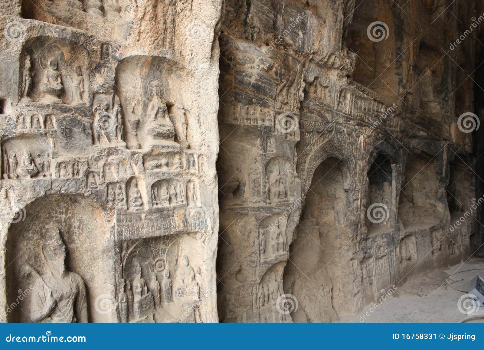 Longmen Caves in Luoyang stock image. Image of decoration - 16758331