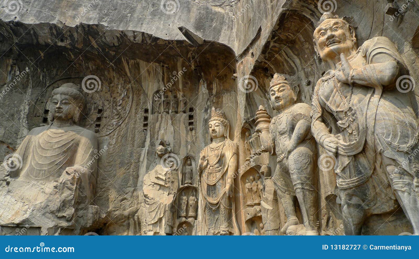 Longmen Grotten stockbild. Bild von glaube, anstrich - 13182727