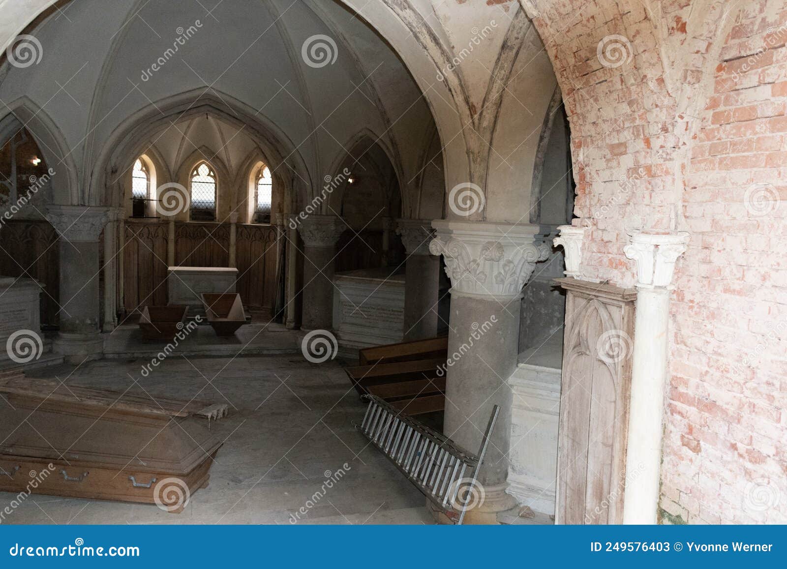 View Inside an Old Mausoleum Editorial Stock Photo - Image of door ...