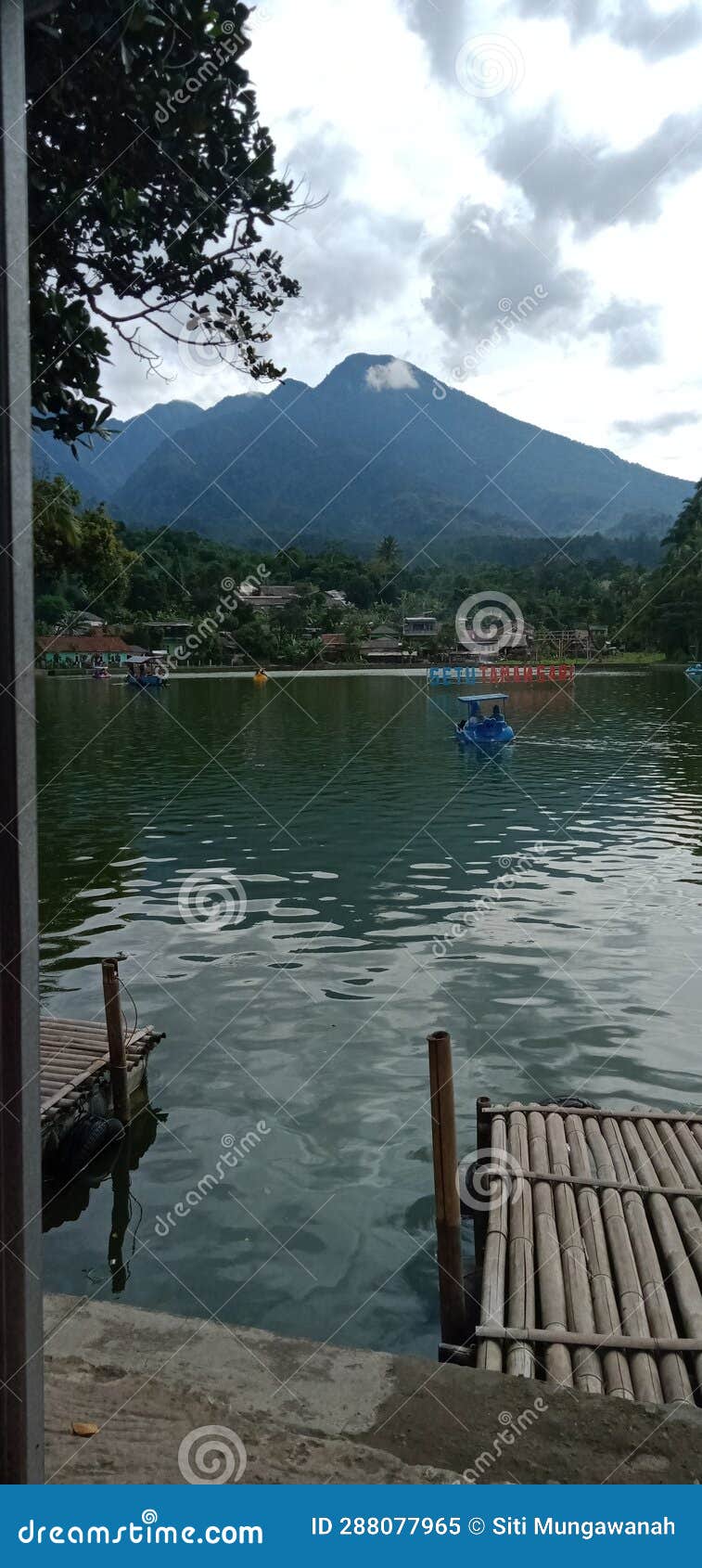 Look Mountain from Lake in the Morning Stock Image - Image of morning ...