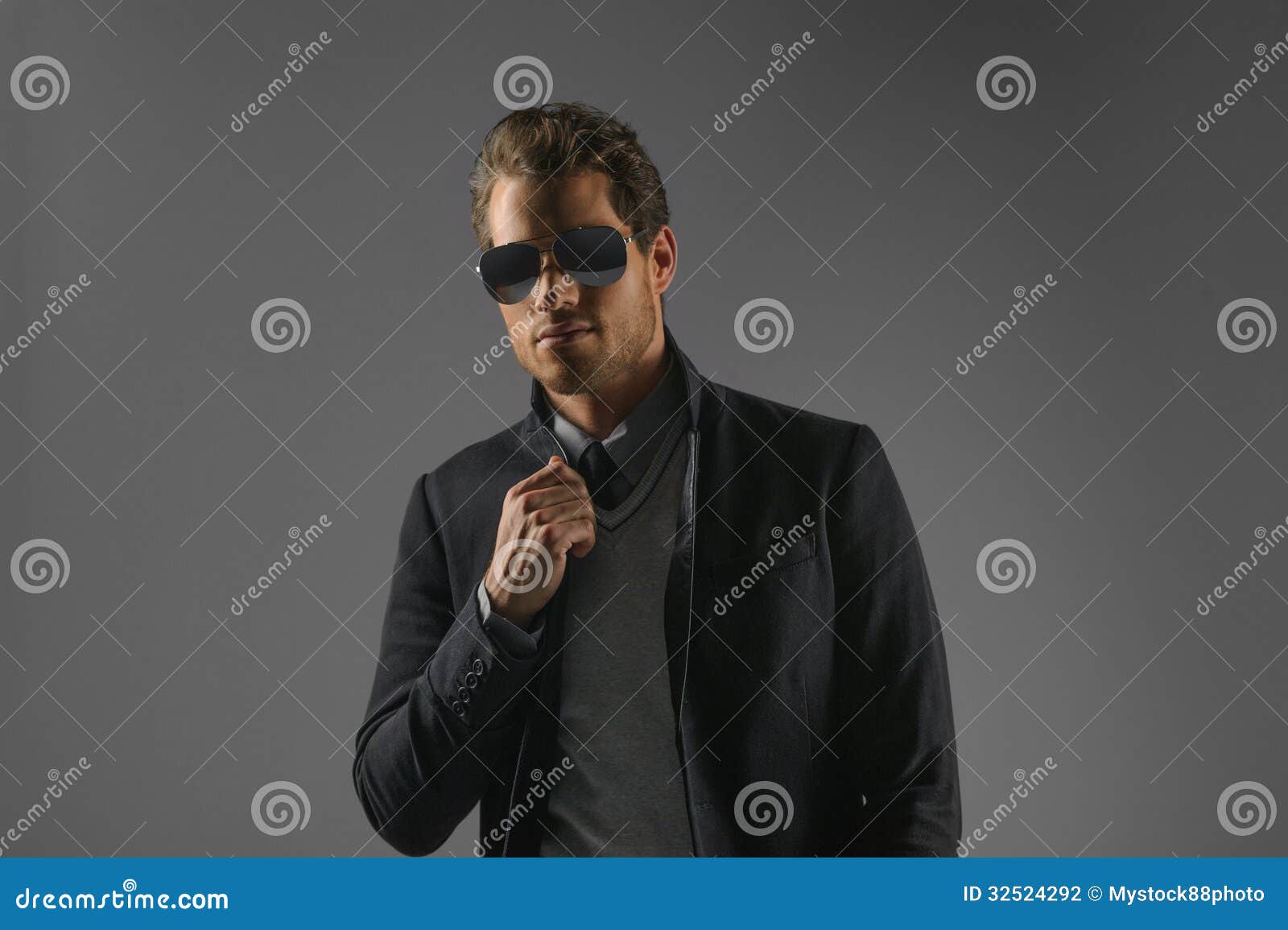 Looking Confident. Confident Young Men in Sunglasses Standing is Stock ...