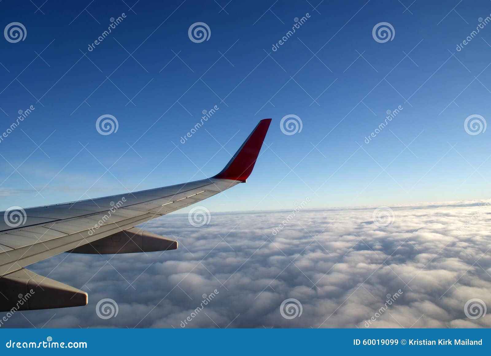 Looking Out on Wing of Jetplane Stock Image - Image of flying, horizon ...
