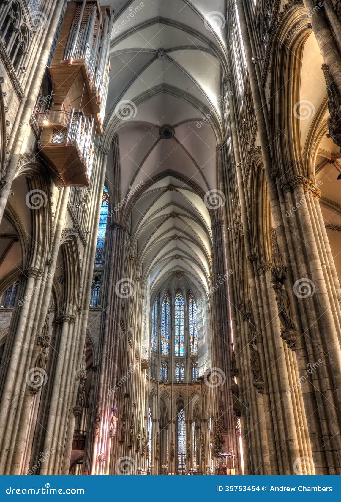 Looking Up the Nave editorial stock image. Image of gothic - 35753454