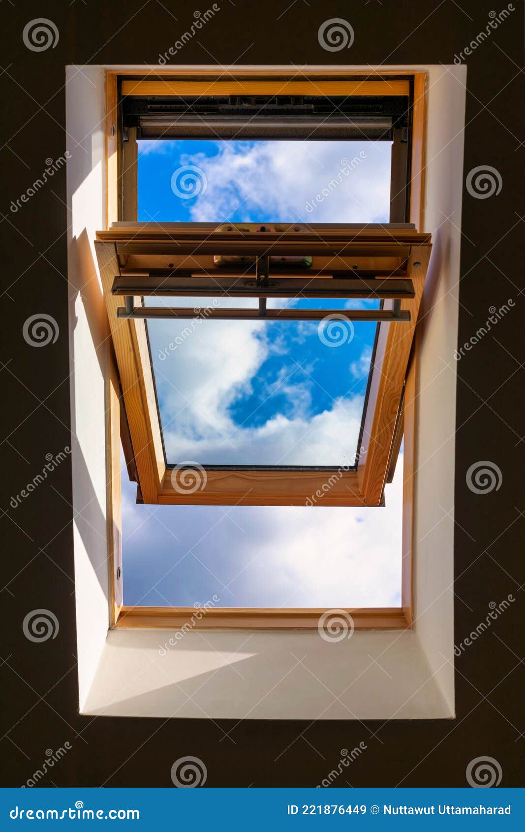 Looking Up To the Blue Cloudy Sky through Modern Square Window Stock ...