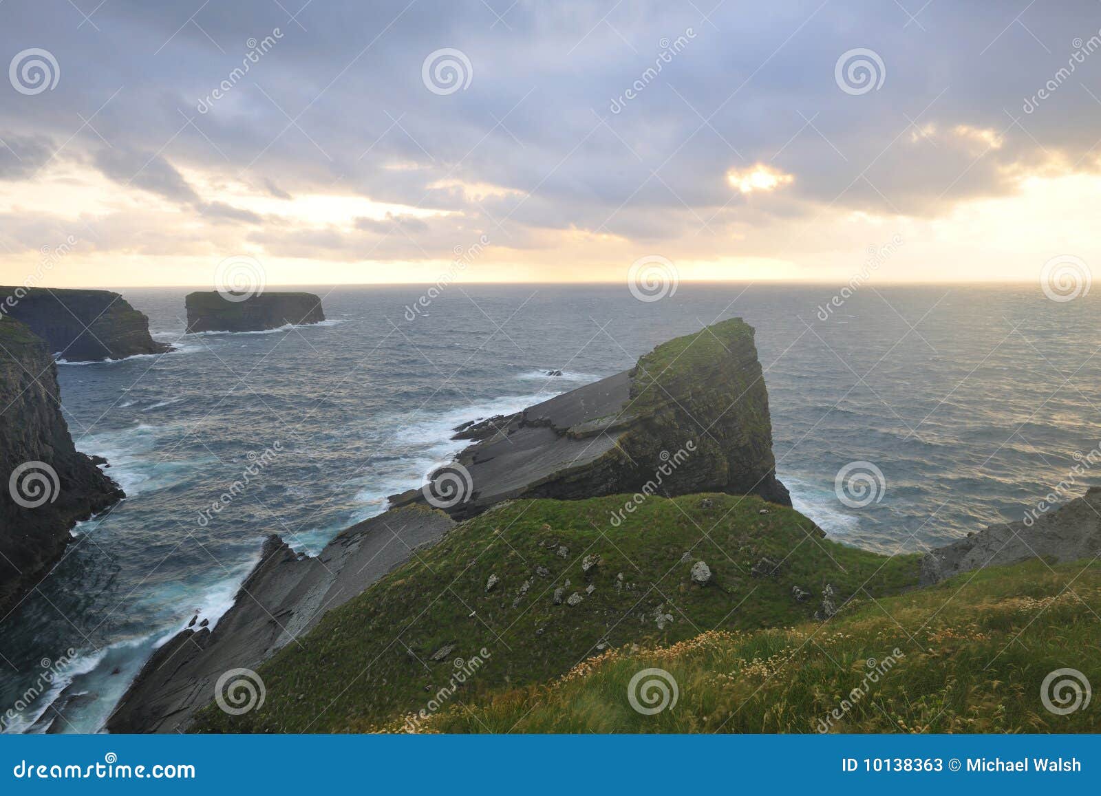 Loop Head Drive stock image. Image of water, blue, clare - 10138363
