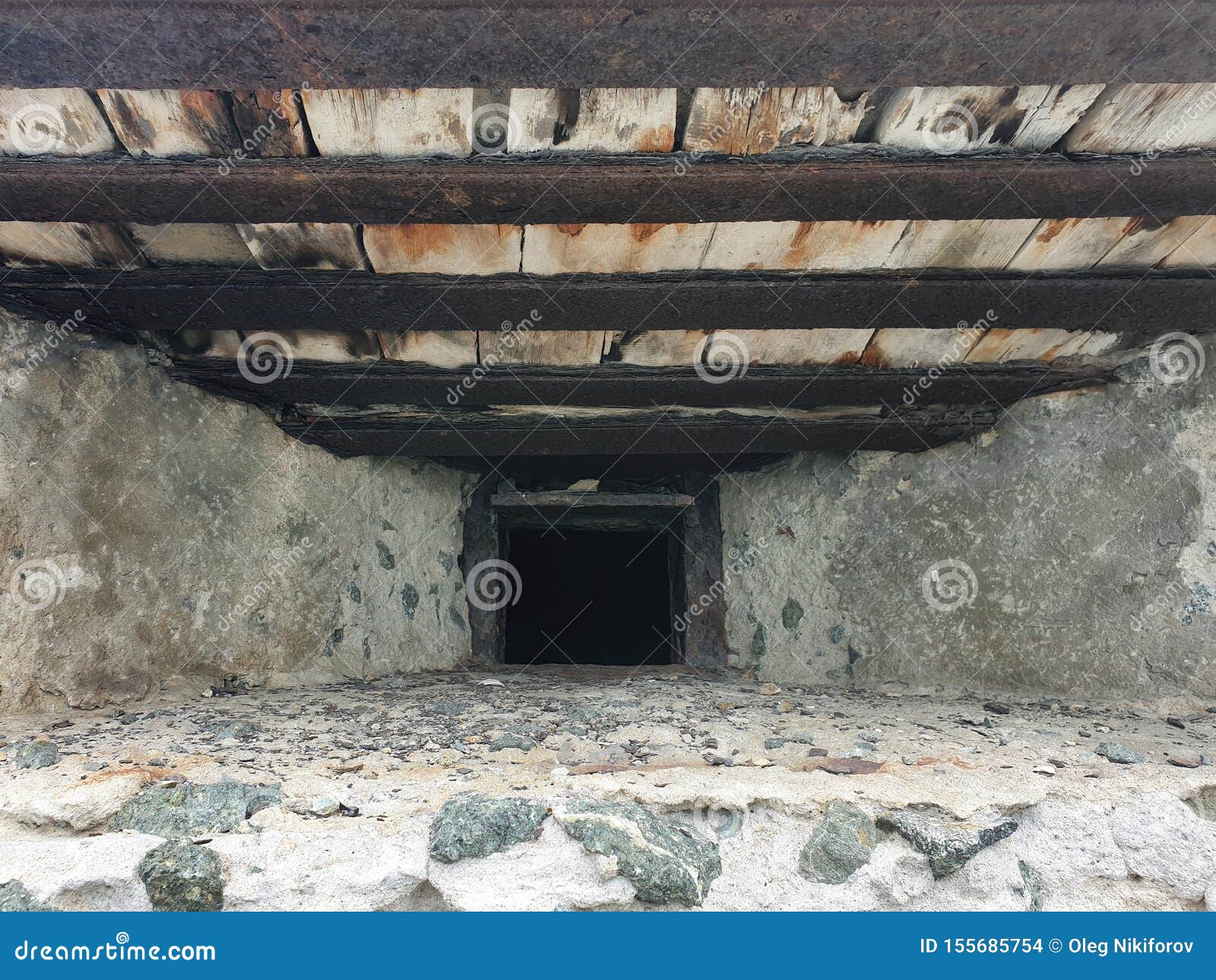 Loophole in concrete wall stock photo. Image of architecture - 155685754