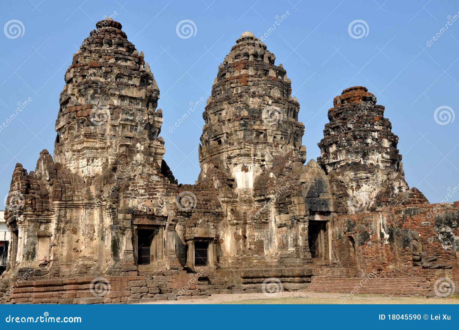 Lop Buri, Thailand: Wat Prang Sam Yot Stock Photo - Image of hindu ...