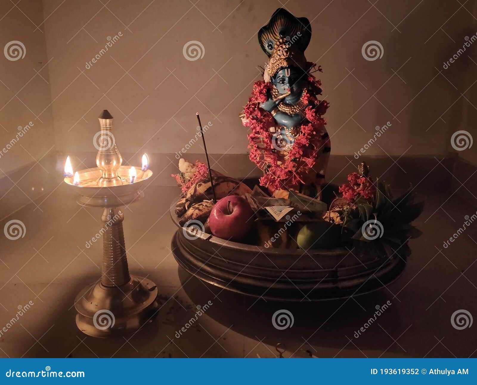 Lord Vishu Balaji Chakra Symbol - Shanku Chakra Namam Lord Vishnu ...