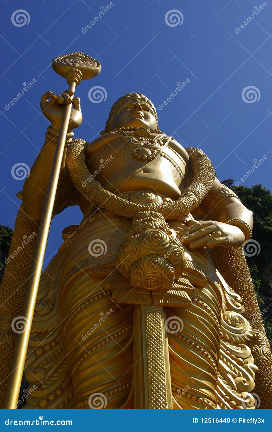 Lord Murugan Statue At Batu Caves Thaipusam Editorial Image ...