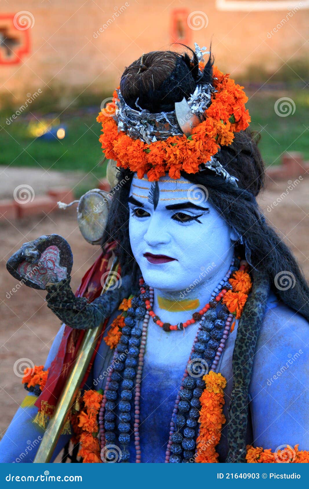 Lord Shiva And Goddess Parvoty Along With Ganesh Ji At Puja Pandel ...