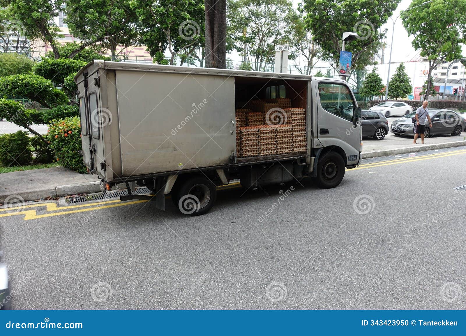 Lorry Delivery Eggs in Singapore Street. Editorial Image - Image of ...