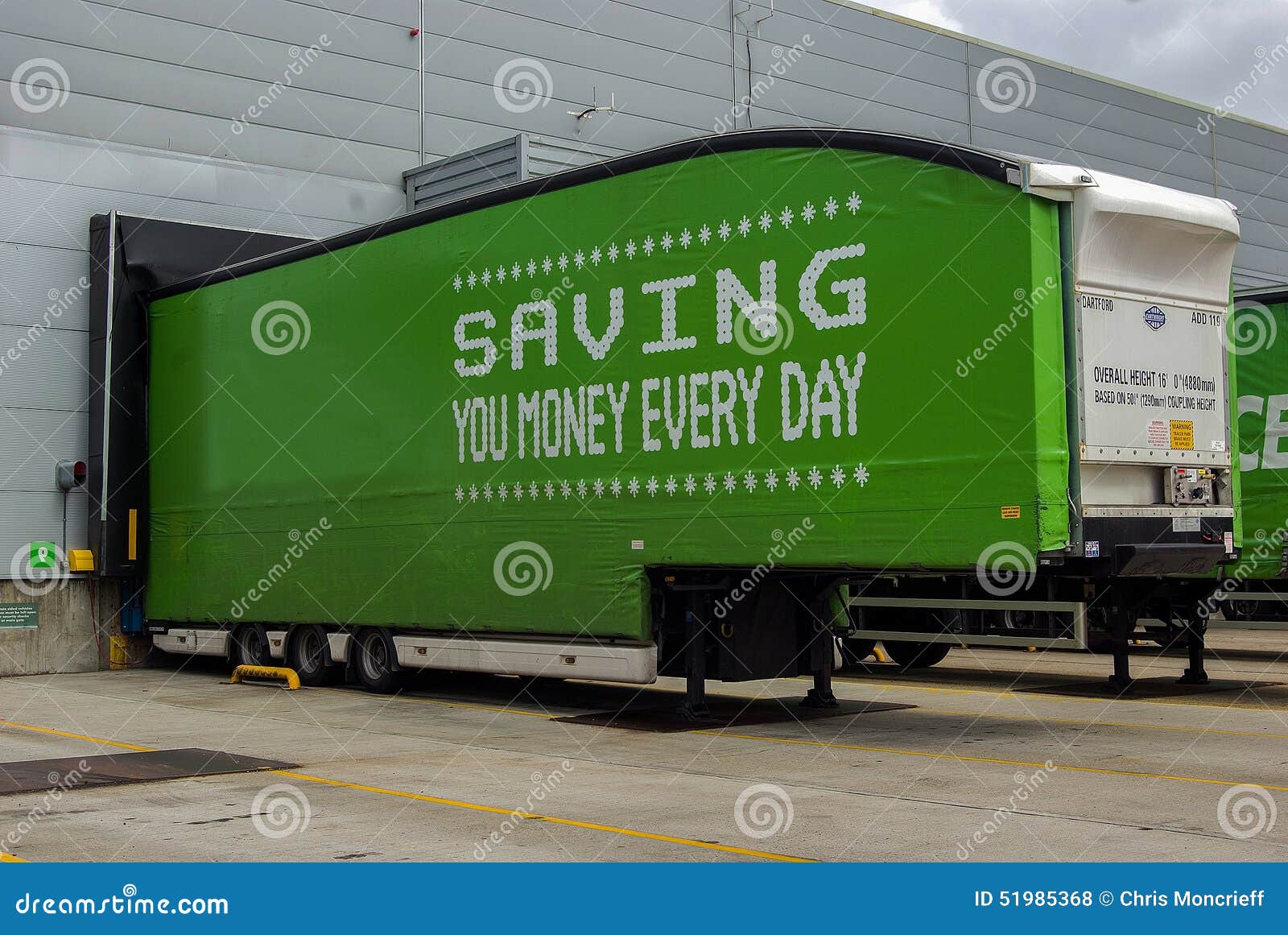 Lorry Trailer foto de archivo editorial. Imagen de cargado - 51985368