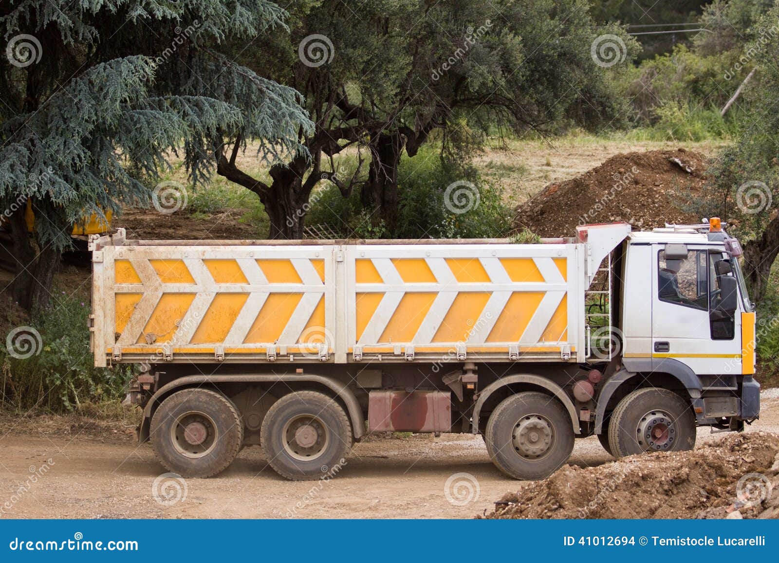 Lorry at work stock photo. Image of moving, home, construction - 41012694