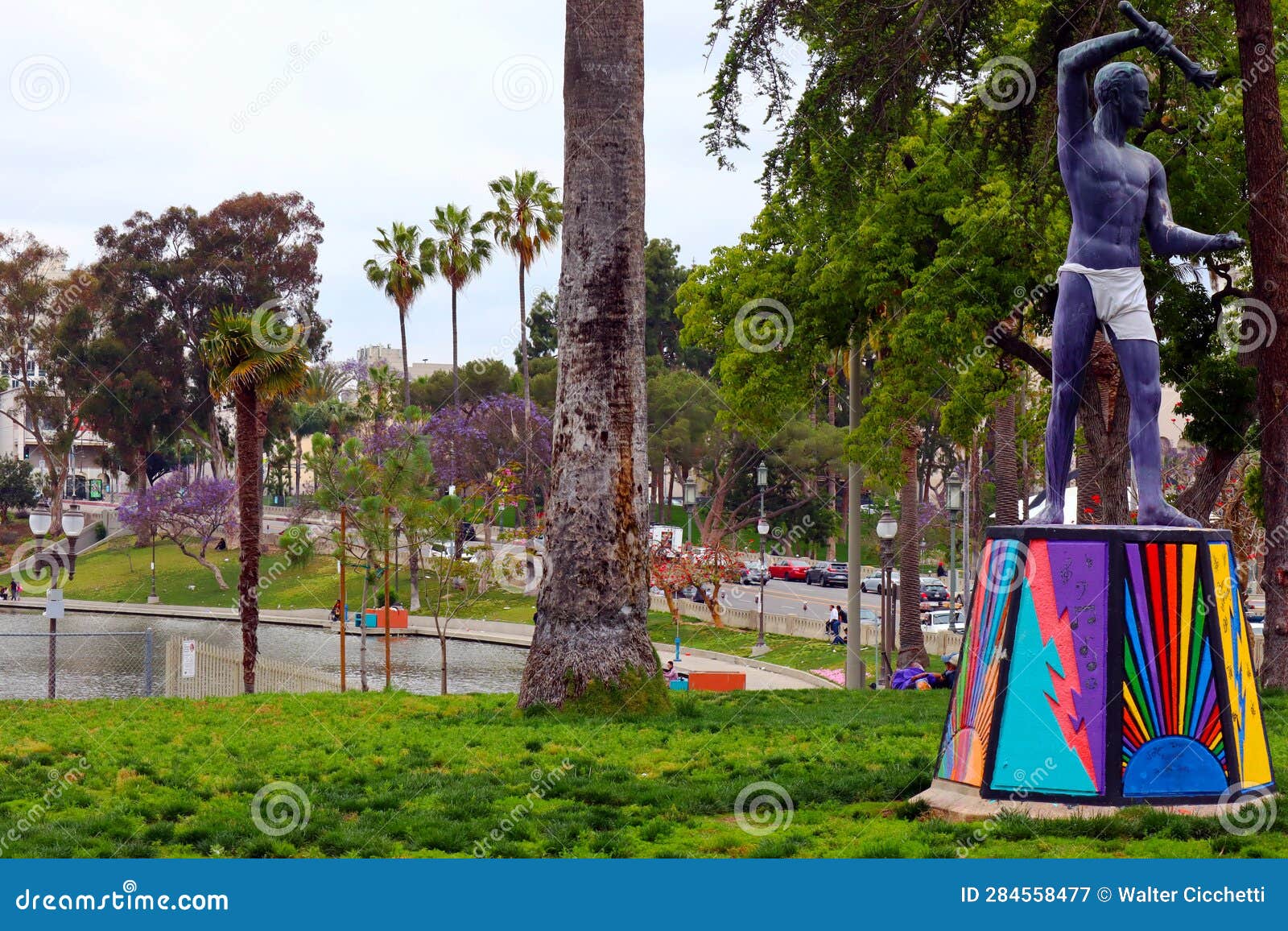 Los Angeles, California: View of MacArthur Park Editorial Photography ...