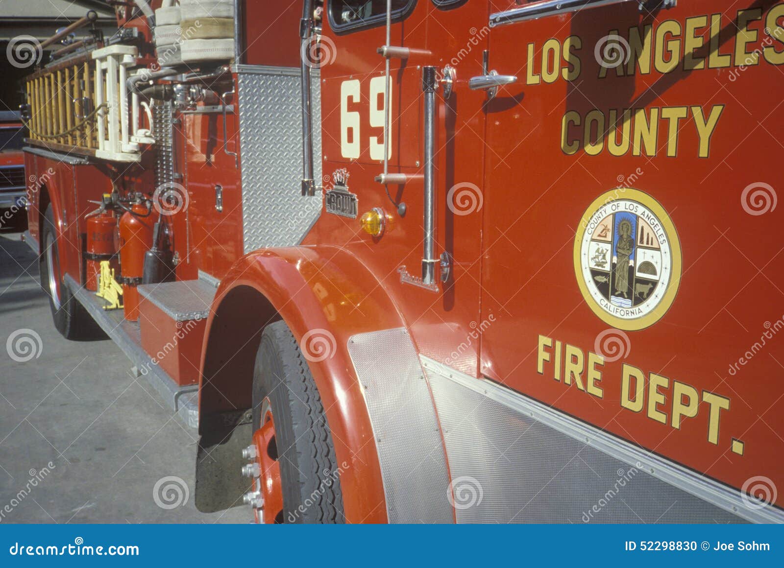 Los Angeles County Fire Engine, California Editorial Image - Image of ...