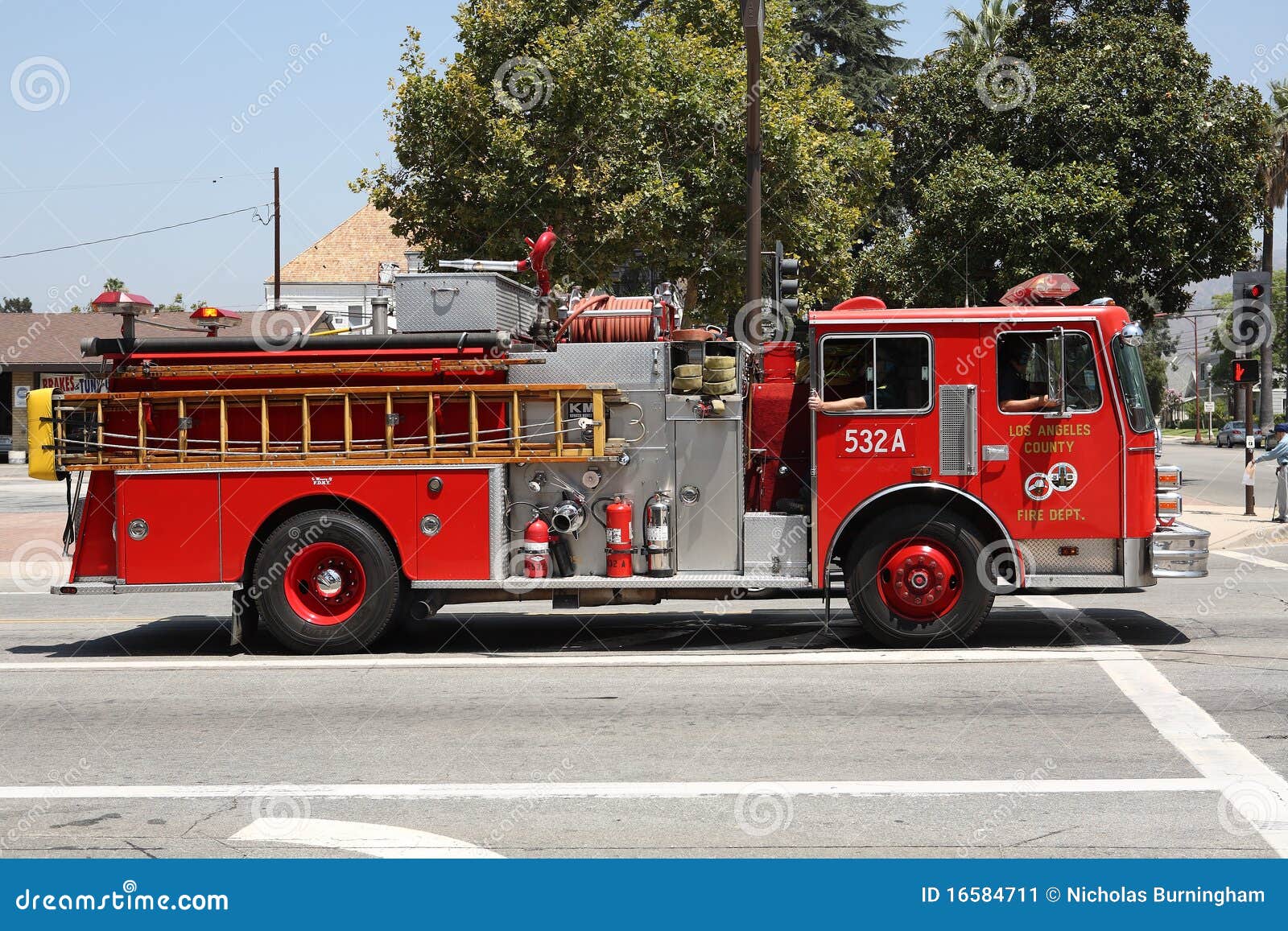 Los Angeles County Fire Truck Editorial Photo - Image of fire, angeles ...