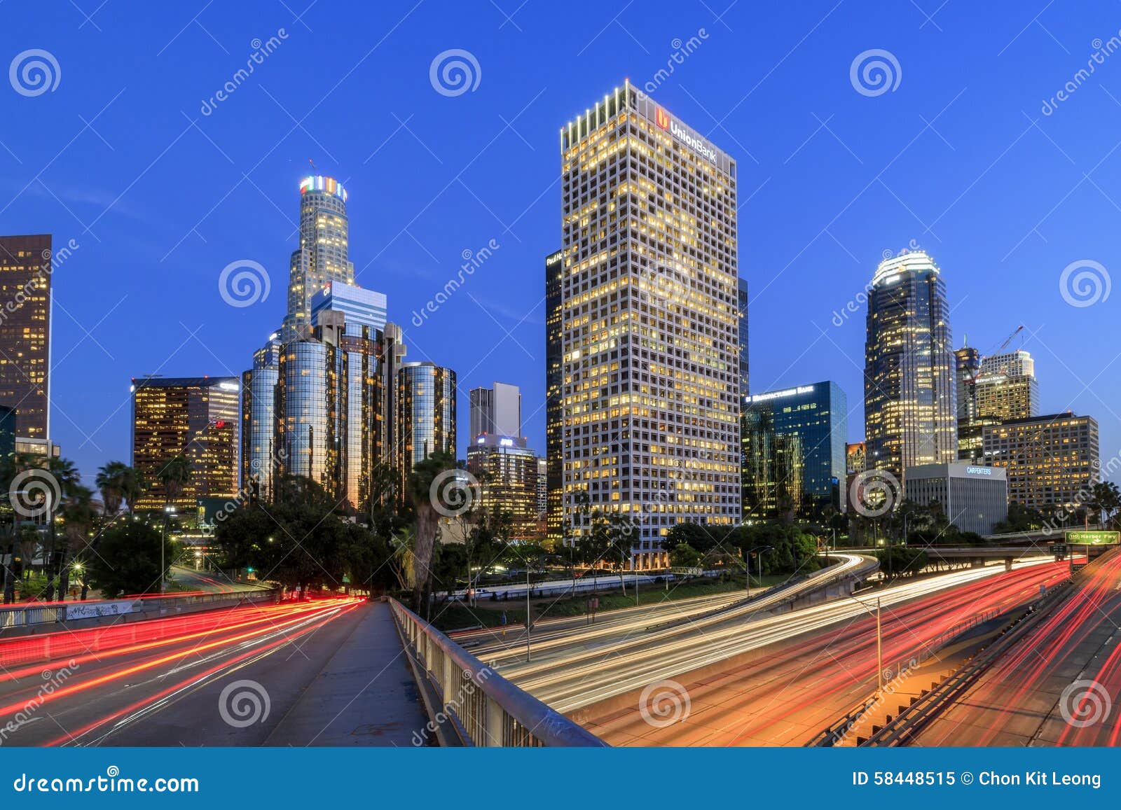 Los Angeles Downtown Night Scene Editorial Image - Image of state ...