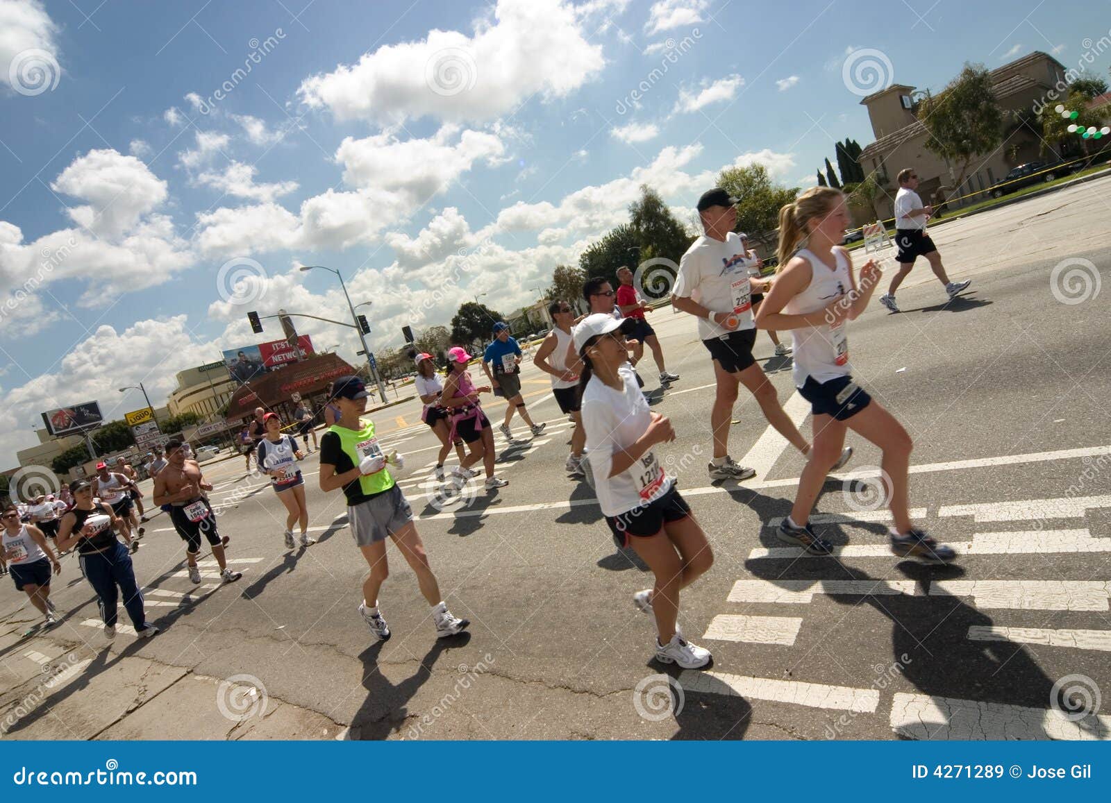 Los Angeles Marathon 1 editorial stock image. Image of country - 4271289