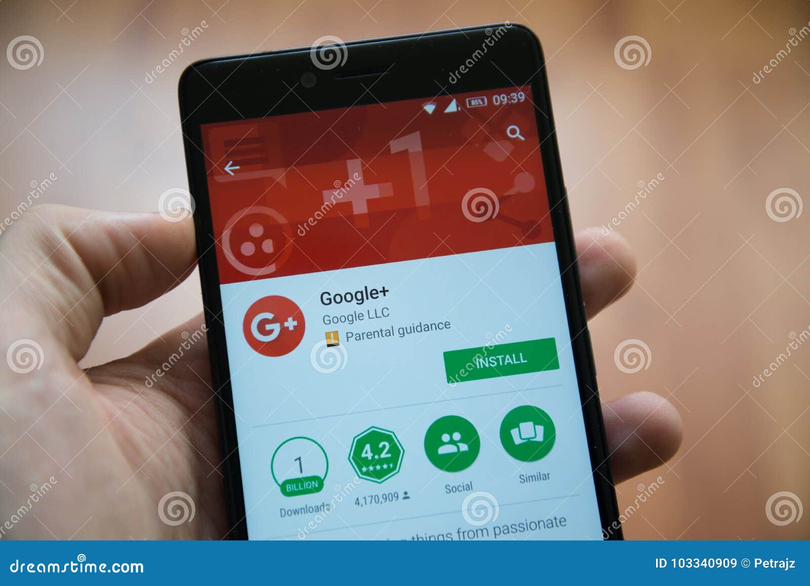 Google Plus Application in Google Play Store Editorial Stock Image ...