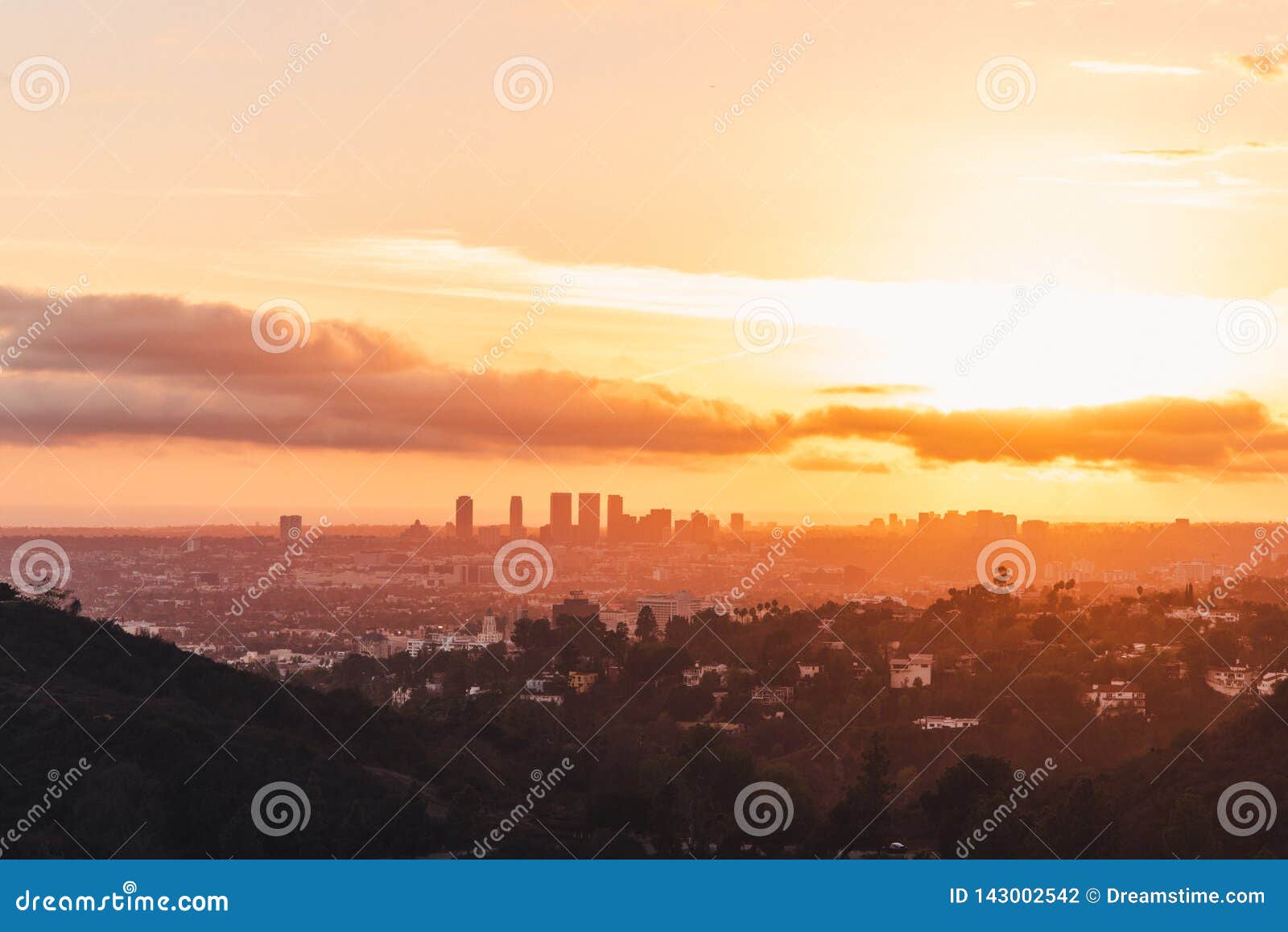 Los Angeles Skyline at Sunset Stock Photo - Image of architecture ...