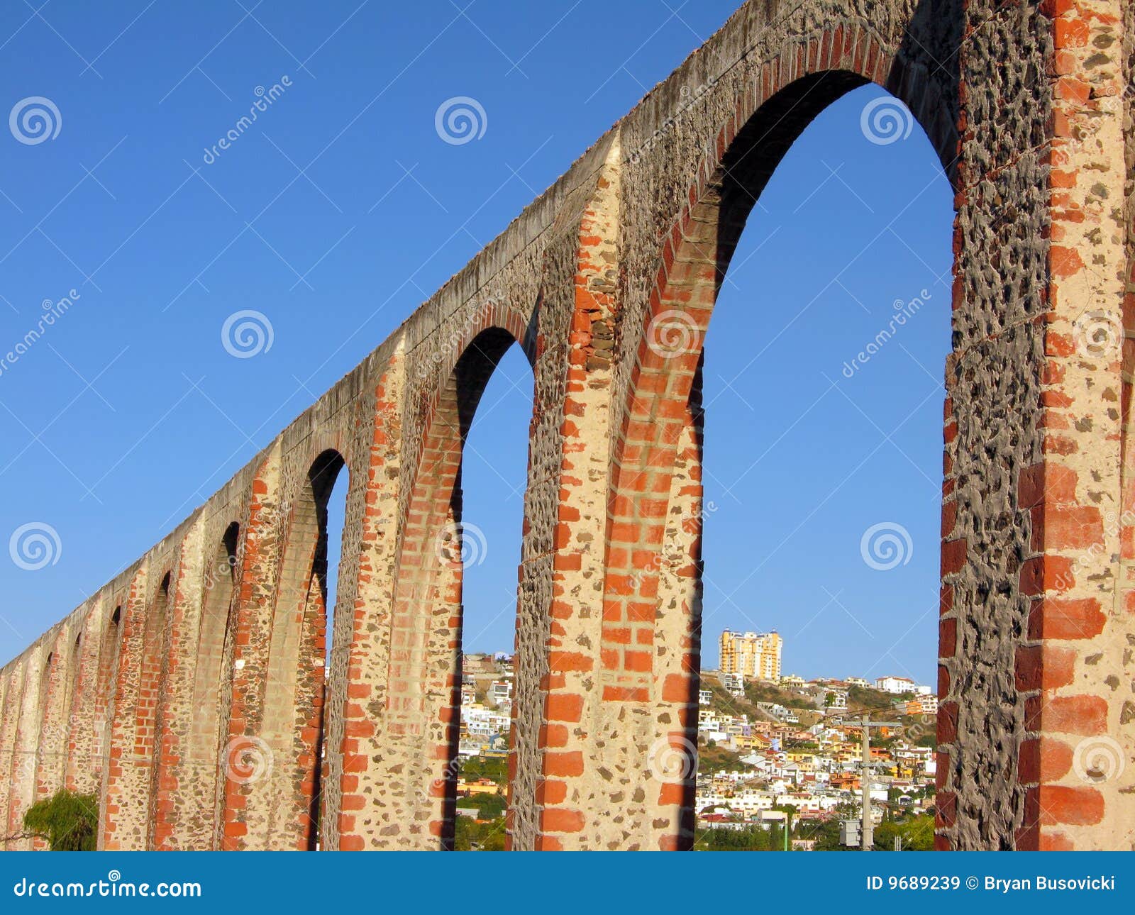 Los Arcos En Queretaro, México. Imagen de archivo - Imagen de acueducto ...