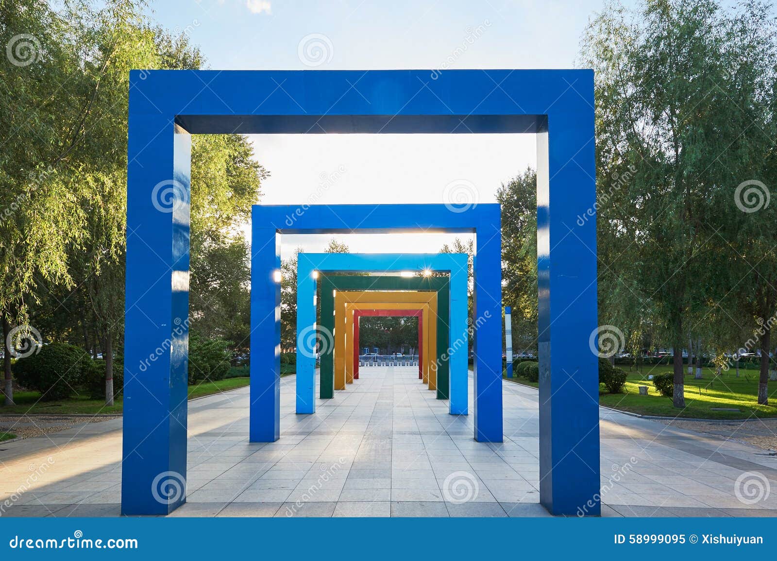 Los Edificios Rectangulares Imagen de archivo - Imagen de cubo ...