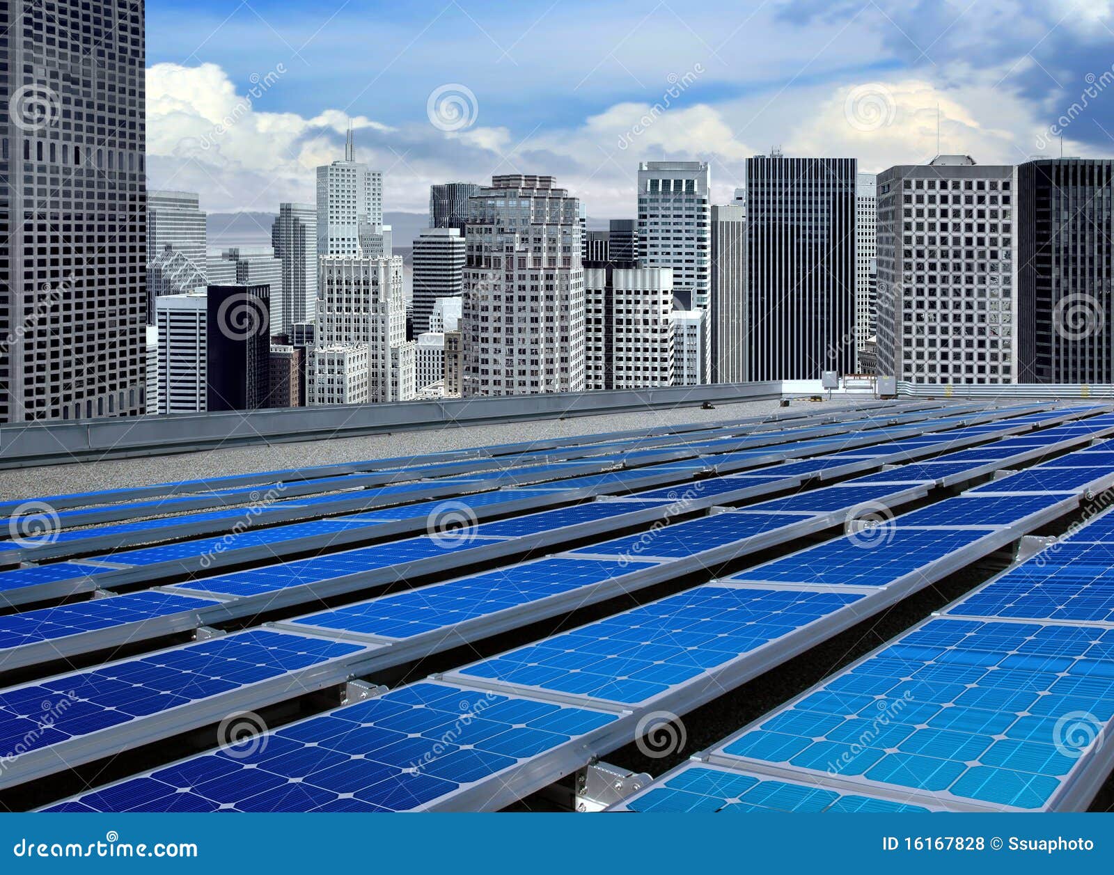 Los Paneles Solares Modernos Foto de archivo - Imagen de ambiente, casa ...