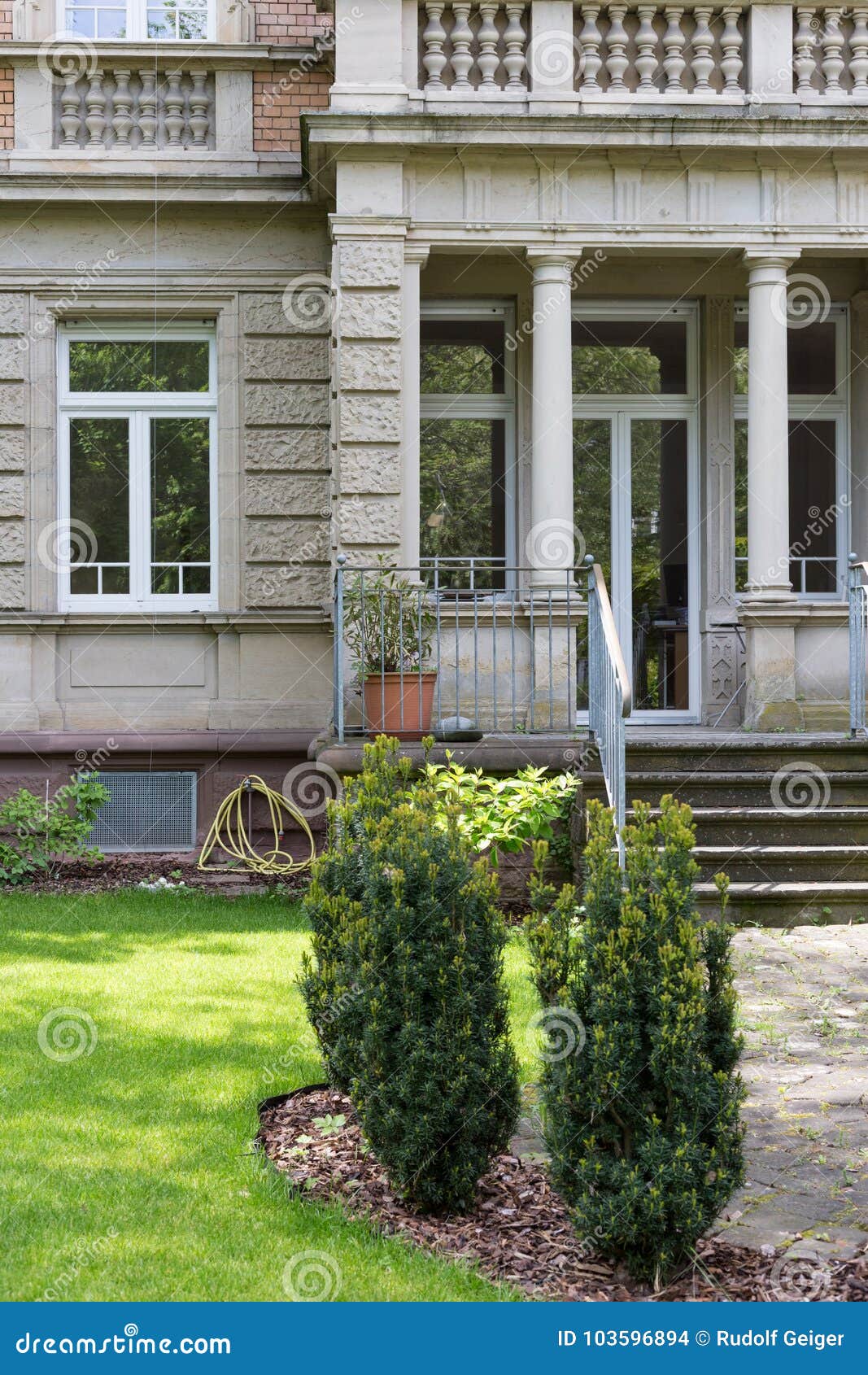 Los Parques Alemanes Adentro Pueden Foto de archivo - Imagen de ...