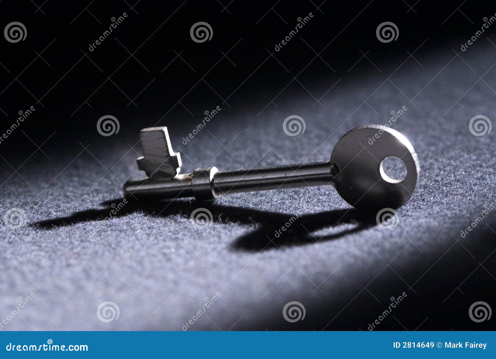 The lost key stock image. Image of owner, light, lost - 2814649