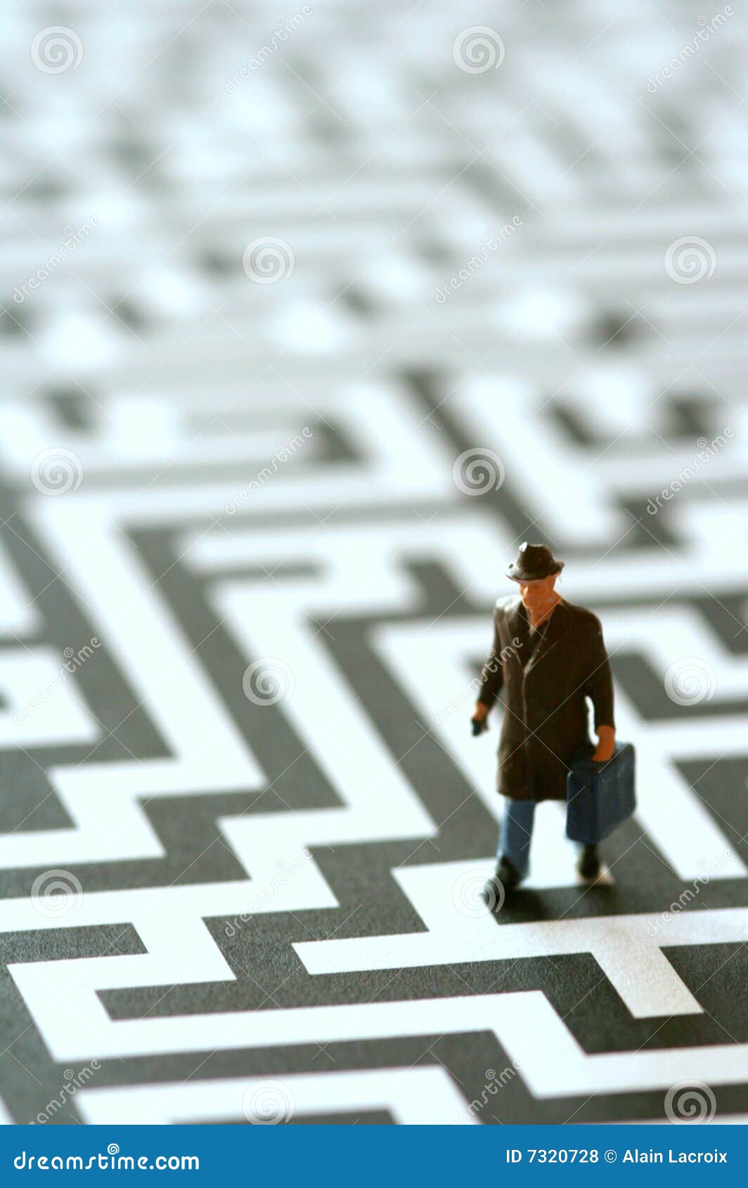 Lost in the labyrinth stock photo. Image of complex, geometry - 7320728 Lost in the labyrinth stock photo. Image of complex, geometry - 7320728