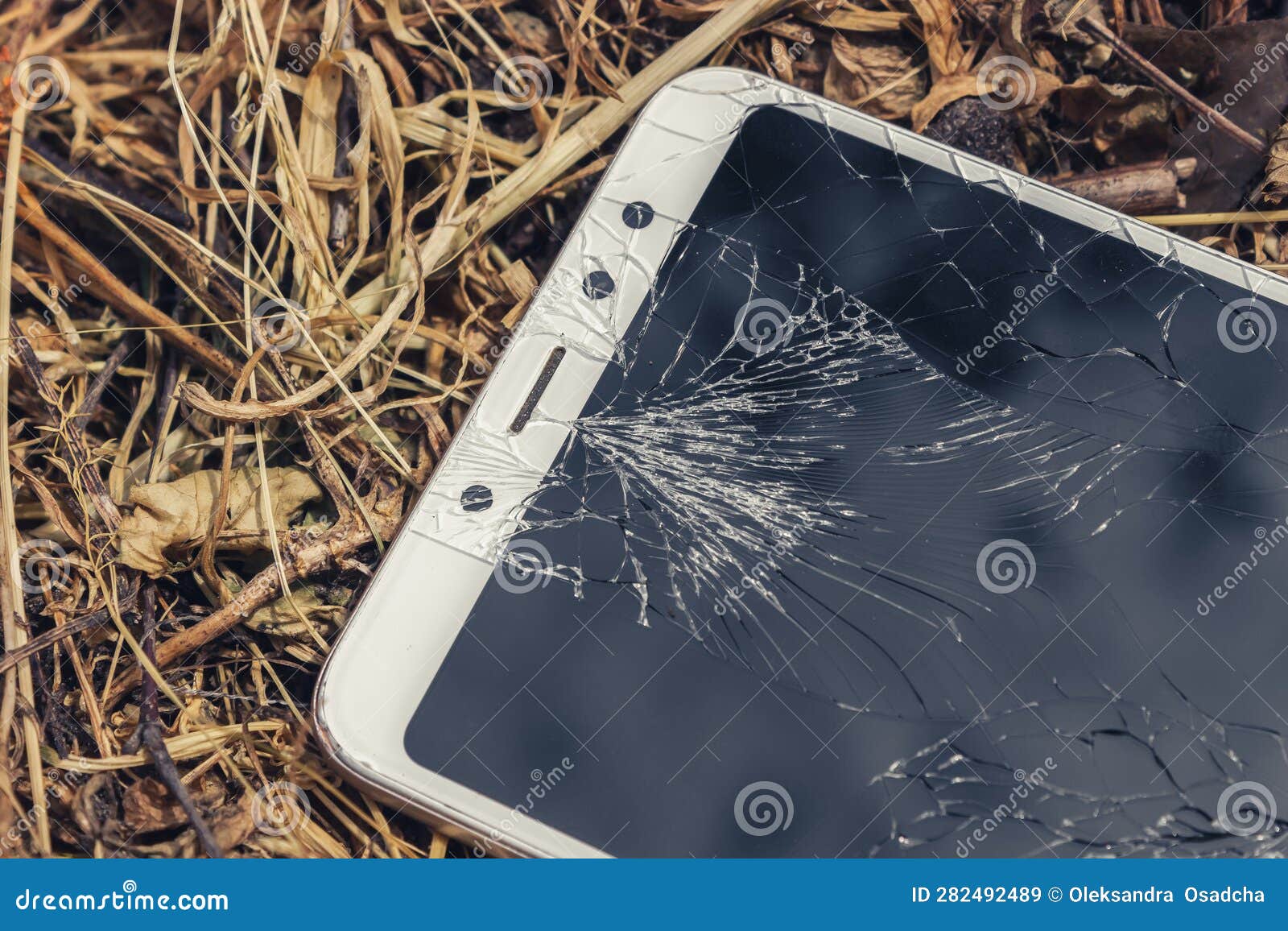 Lost Phone with Broken Screen. Cracked Touchscreen Stock Image - Image ...