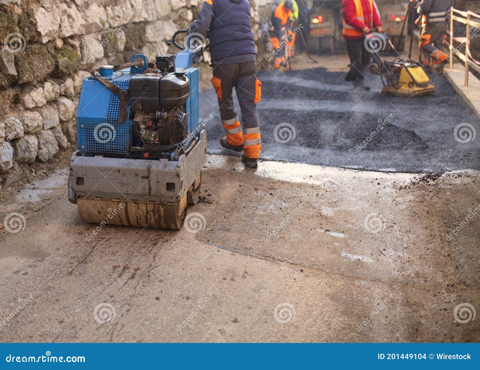 Mini Roller Compactor Is A Versatile Roller As It Can Be Used For Both ...