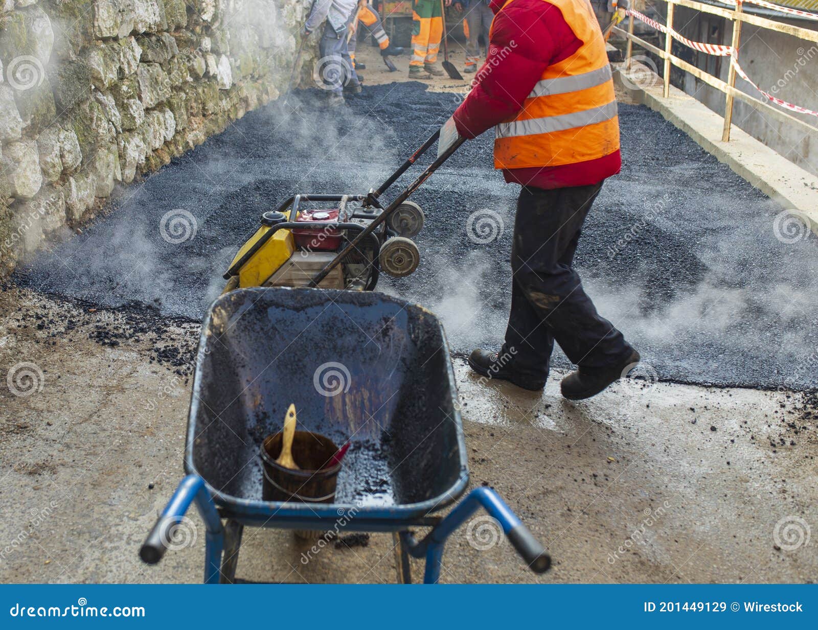 Mini Roller Compactor Is A Versatile Roller As It Can Be Used For Both ...