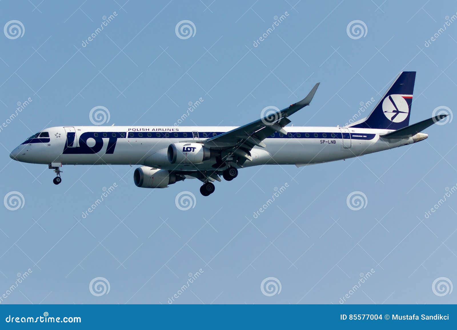 LOT Embraer Plane editorial stock image. Image of clouds - 85577004