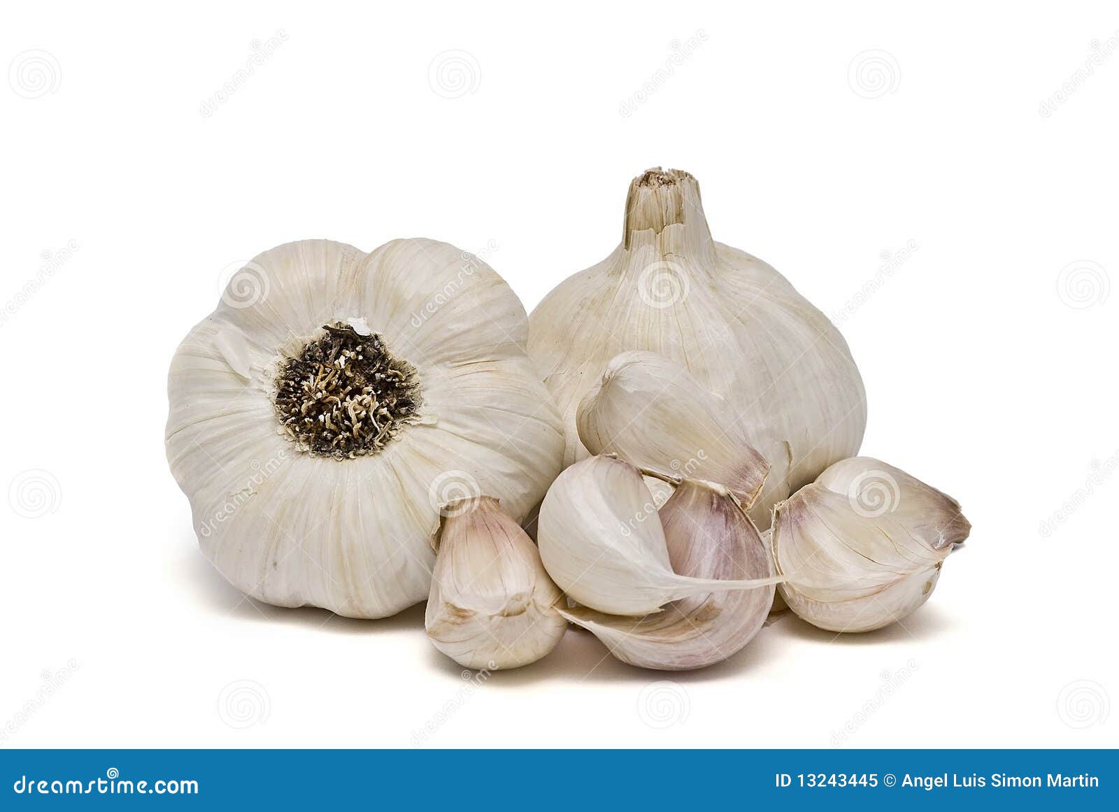 A lot of garlic to cook. stock image. Image of diet, cuisine - 13243445